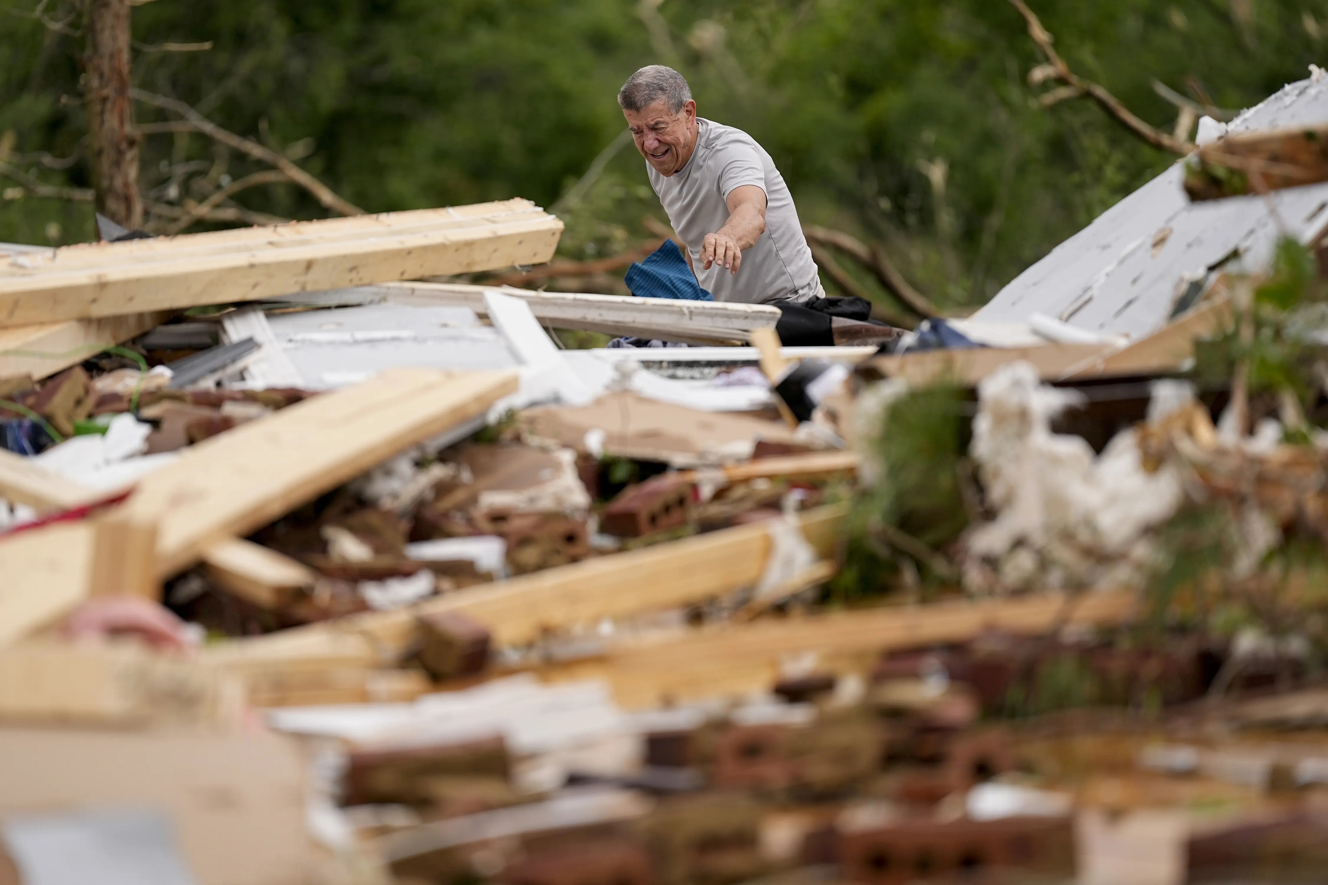 Texas Hit by Baseball-Sized Hail, Leaves Over 300K in South Without ...