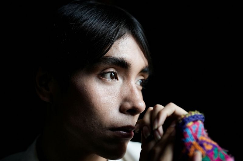 Peruvian singer Lenin Tamayo shines on stage with K-pop songs – One ...